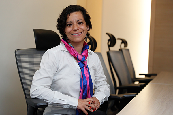 Ana María Castillo, nueva directora de la Unidad Económica y de ...