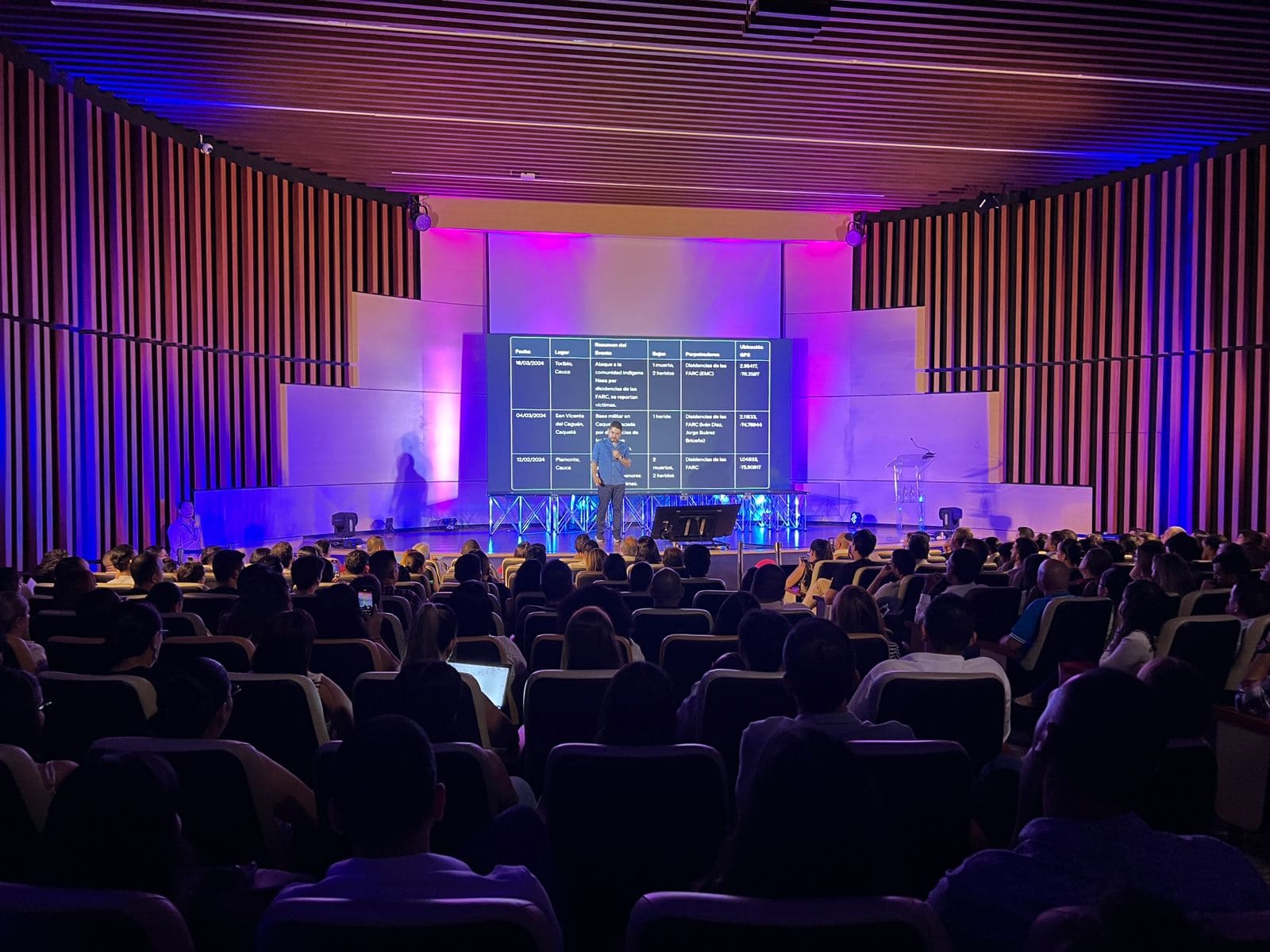 La Cámara de Comercio de Cali potencia las habilidades en IA de los ...